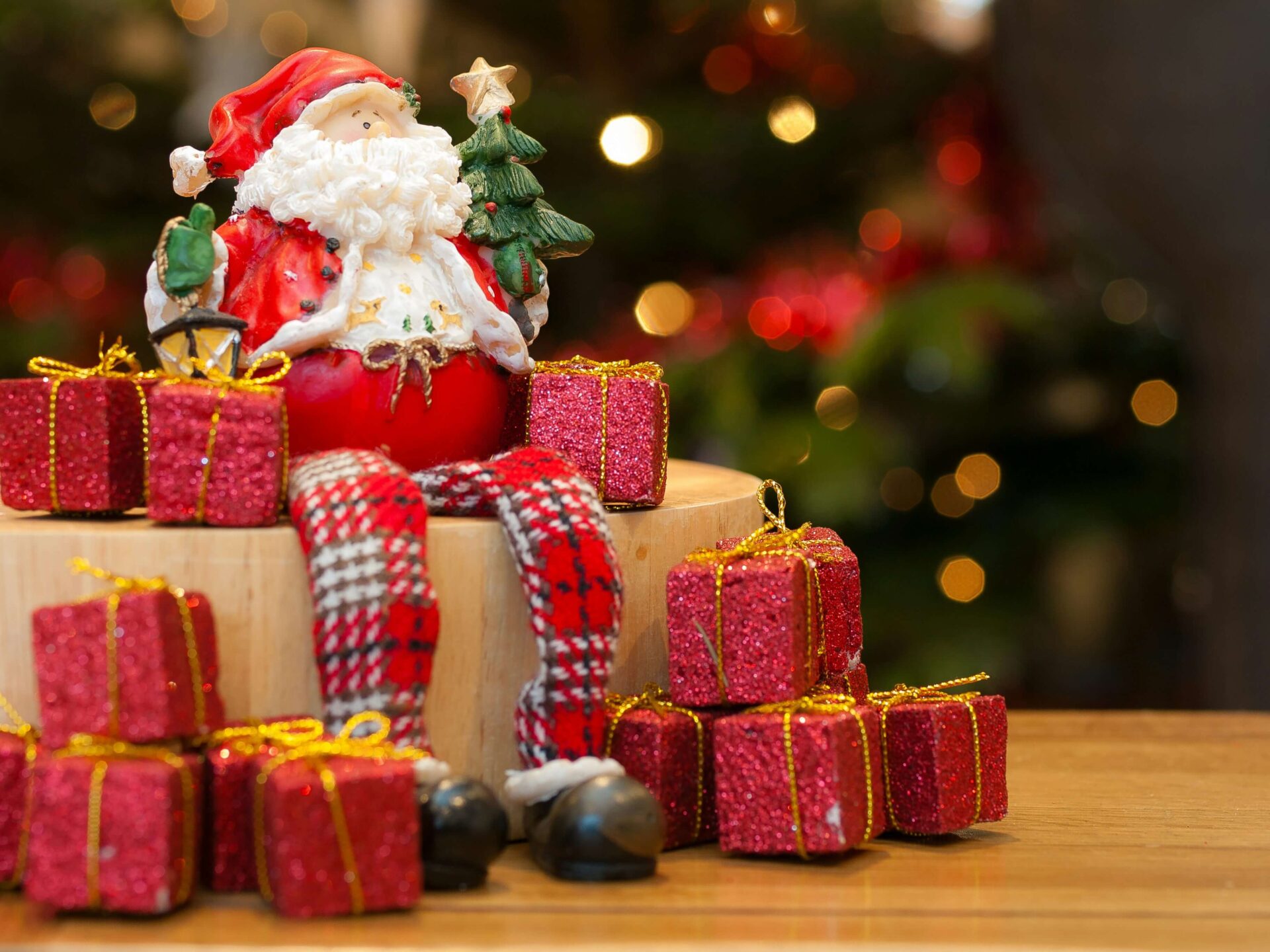 Η επικαιρότητα με xmas πινελιές (Διαβάστε το πριν το κατεβάσουν ...